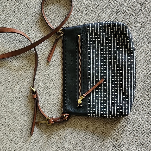 Fossil | Bags | Fossil Fiona Small Crossbody Bag | Poshmark